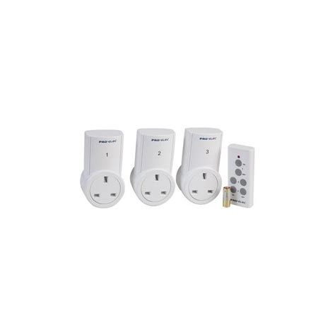 Remote Control 13a Sockets X 3 With Remote Inc Battery