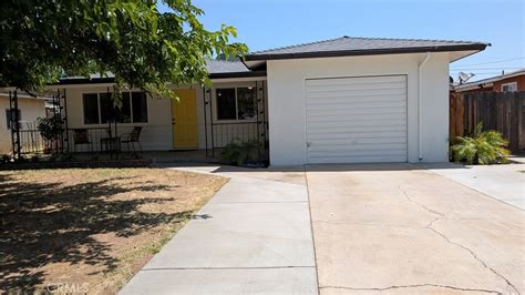 1405 N Lake St Madera Ca 93638 Redfin
