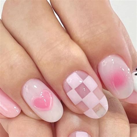 하스네일스튜디오 홍대네일 귀여운네일 엠보네일 캐릭터네일 On Instagram ⠀⠀⠀⠀⠀⠀⠀⠀⠀⠀⠀⠀⠀⠀⠀⠀ 엠보 넣을