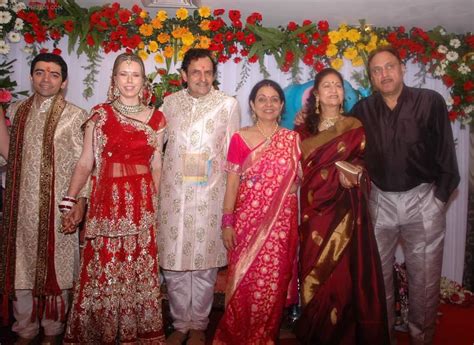 Aruna Irani Son Aruna Irani Reveals Mehmoods Wife Asked Him Not To