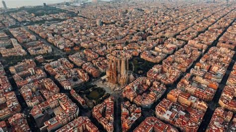 Qué Ver En Barcelona Estos Son Los 10 Mejores Edificios De La Ciudad Architectural Digest España