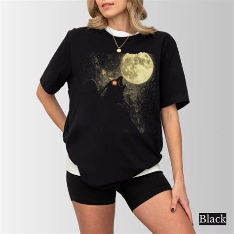 Vintage Comfort Colors® Mothman Shirt Retro Mothman Howling At The
