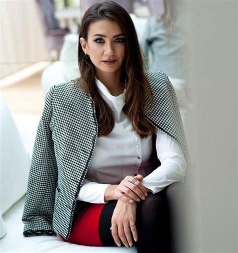 Edho Ömür Façalı Kimdir Ceren Benderlioğlu Kimdir Shiftdelete Net Forum Türkiyenin En Iyi