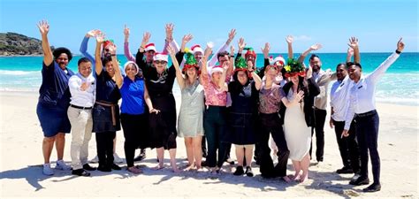 Best Wishes For The Holiday Season From Everyone At Pullman Bunker Bay Resort 🎄🎄🎄 Raelene Ohlson