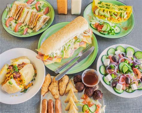 Lunch Table Online Puzzle