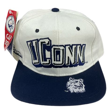 Vintage University Of Connecticut Huskies Uconn Twill Snapback Hat