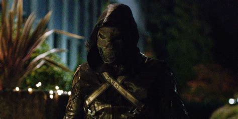 Arrow Exclusive Clip Prometheus Takes Out Curtis In Midseason Finale