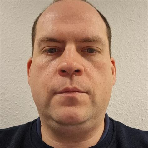 Dennis Grendel Fachkraft Für Schutz Und Sicherheit Semper Fidelis Security Gmbh Xing