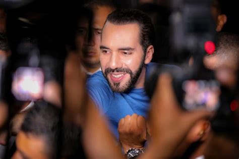 ”nayib Amigo ¡el Pueblo Está Contigo ” Simpatizantes De Bukele