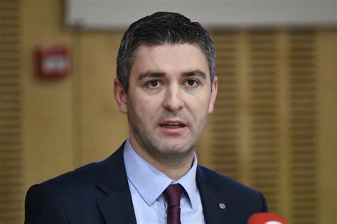 FrankoviĆ PoruČio Troje Sugrađana Je Na Respiratoru Budimo Odgovorni