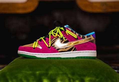 Custom Oasis Inspired Dunks By Jwdanklefs For Bad Bunny