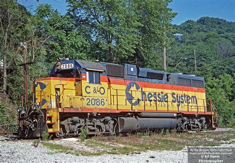 Csx Gp38 2086 {built 12 67 As Cando 3886} Seen Here At West … Flickr