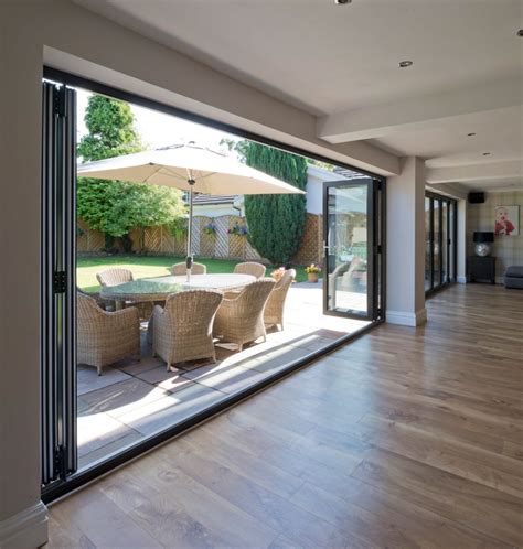Customized Size Plastic Upvc Frame Glass Accordion Doors Folding Door