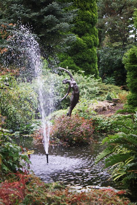 Millas Trädgård Japanska Trädgården På Compton Acres