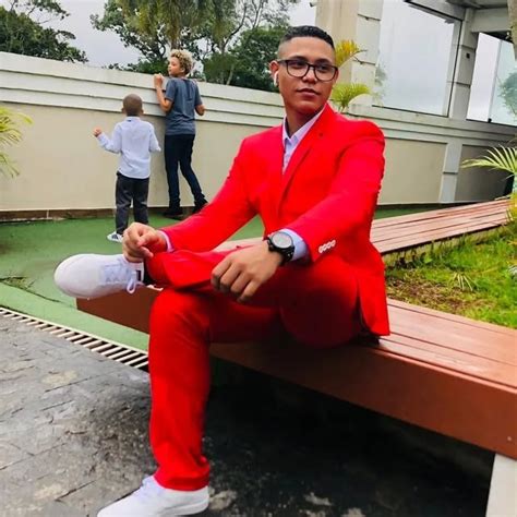 Alison Freitas Alisonfreitas15 On Threads