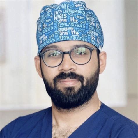 Adarsh Bhat Associate Consultant Ms Dnb Orthopaedics Mnams Apollo Hospitals Bangalore
