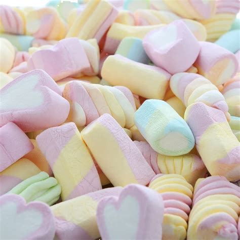 Mini Twisted Marshmallow Candy Sweet Fruity Strawberry Flavor Packaged