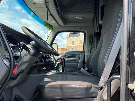 Kenworth T680 Interior