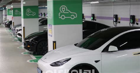 전기차 시장 뜨거운 감자 배터리보험업계 보상 기준 등 정비해야