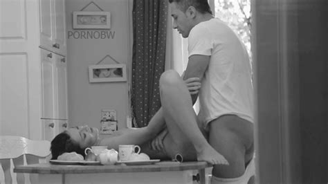 Table Sex Bmera