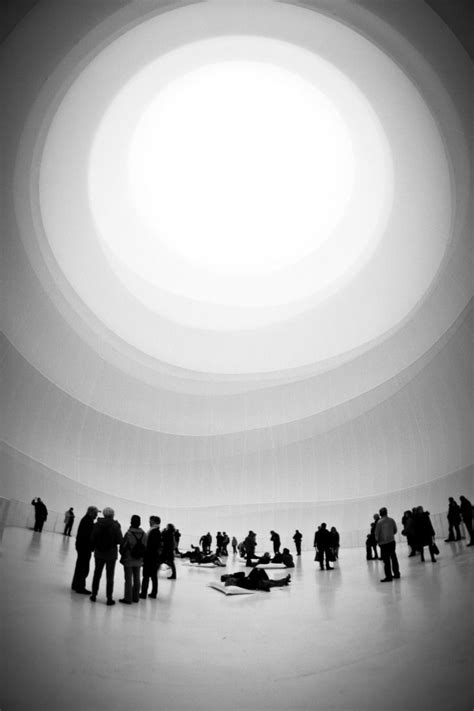 James Turrell Resculpts The Guggenheim With Light Artofit