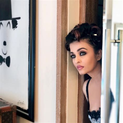 Aishwarya Rai Stills Photo 1 Of 19