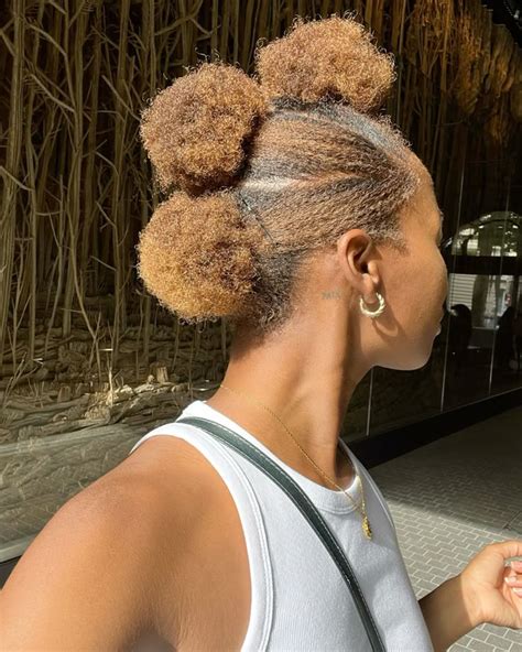 Idée Coiffure Afro Mohawk Capelli Africani Bellezza Dei Capelli