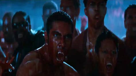 Blade Llega Al Club Rave De Vampiros Blade 1998 Escenas Hd Youtube