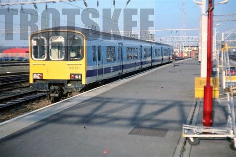 35mm Slide Br British Rail Dmu Class 150 15013x 1989 Original £498