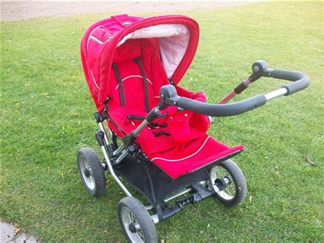 Emmaljunga Cerox Klapvogn RØd