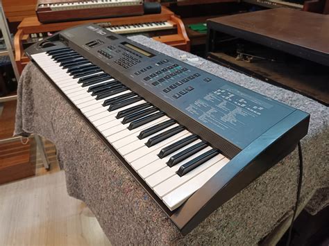 Yamaha V50 Organ Studio