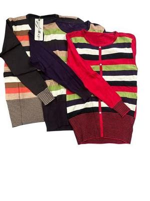 50 Blusas De LÃ Diversos Modelos E Cores Sem Uso Ref 26