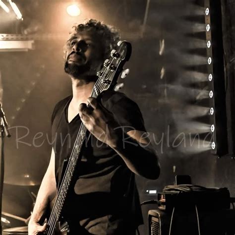 Pascal Blanc Pascal Blanc Bass • Threads Say More