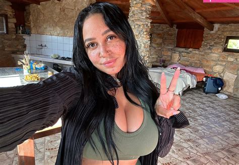 Emily Cheree Nude Porn Pictures Xxx Photos Sex Images 4055382 Pictoa