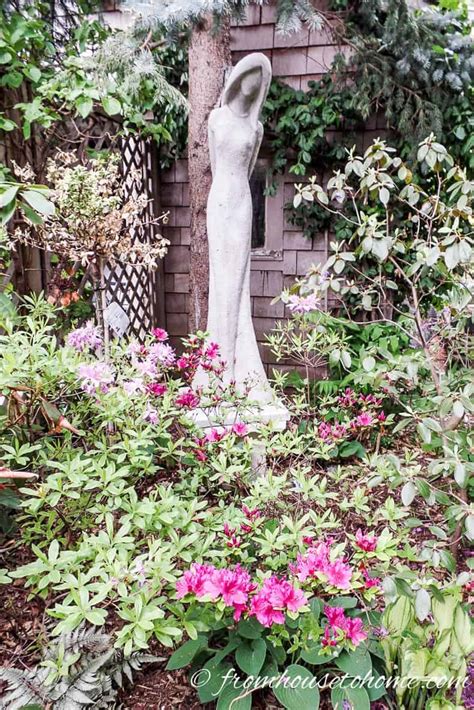 Garden Art Ideas How To Use Garden Decor And Yard Art To Beautify Your