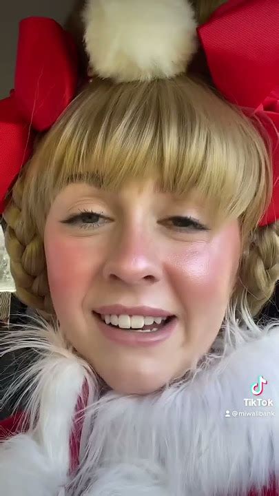 Cindy Loos Instagram Twitter And Facebook On Idcrawl