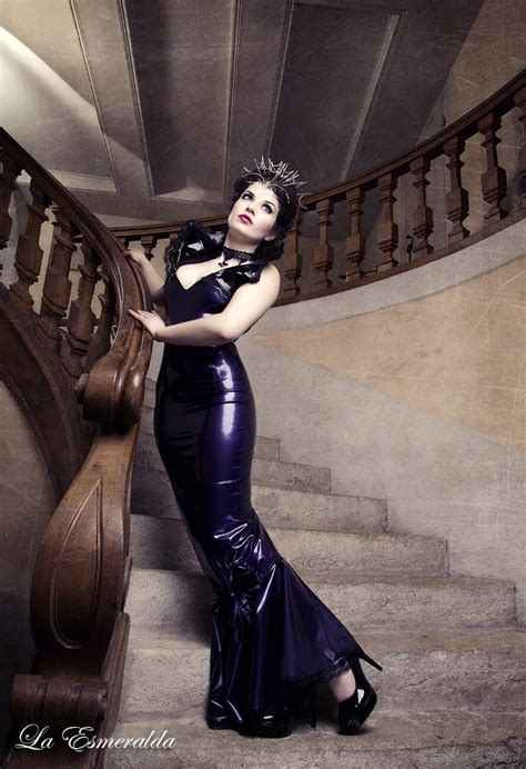 Queen Of The Night By La Esmeralda Via Deviantart Nice Dresses