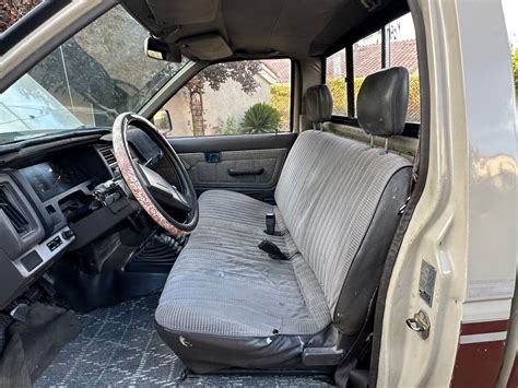1987 Nissan D21 Hardbody Pickup Truck 4x4 5 Speed For Sale