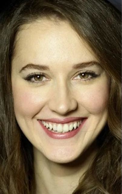 Oya Unustasi Biography Turkish Actress And Model