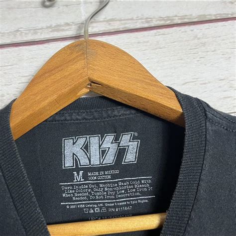 Kiss World Tour Graphic Band T Shirt Fits Medium Depop