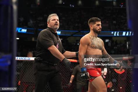 Ryan Hall Mma Photos And Premium High Res Pictures Getty Images