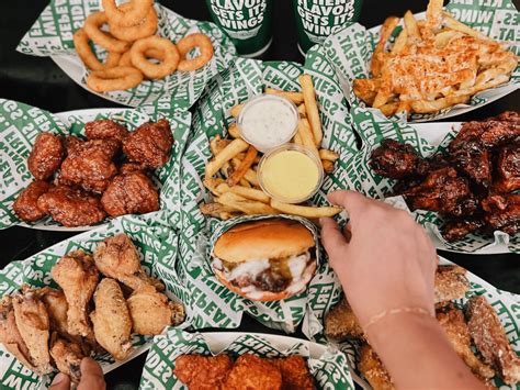 Wingstop Uae Christmas Giveaway You Can Win A Years Worth Of Chicken Wings From Wingstop