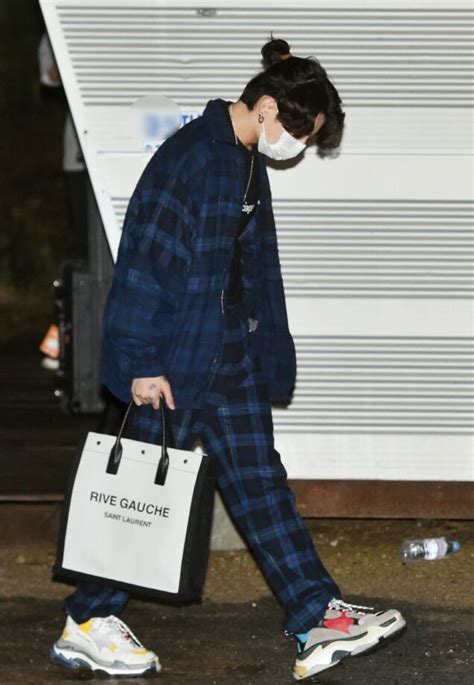 Bts Jungkook Is One Of The Best Choices In Terms Of Fashion Inspo 5
