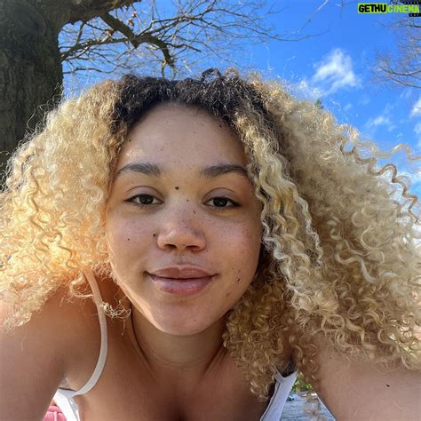 Ruby Barker Wiki Biography Age Gallery Spouse And More