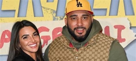 Kamel Tatouage Fortune Bagarre Et Femme