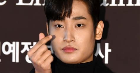 Ten 포토 박재정 심쿵 하트