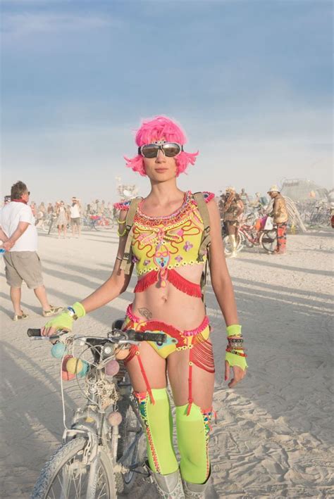 Pin By Leroy Van Mudh On Bella Bicicletta Burning Man Costume