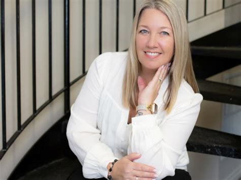 Jennifer 2 Lear Communication