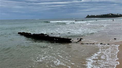 Keep Clear Warning To Dicky Beach Users