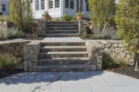 Natural Stone Steps And Treads For Your Hardscape Needs